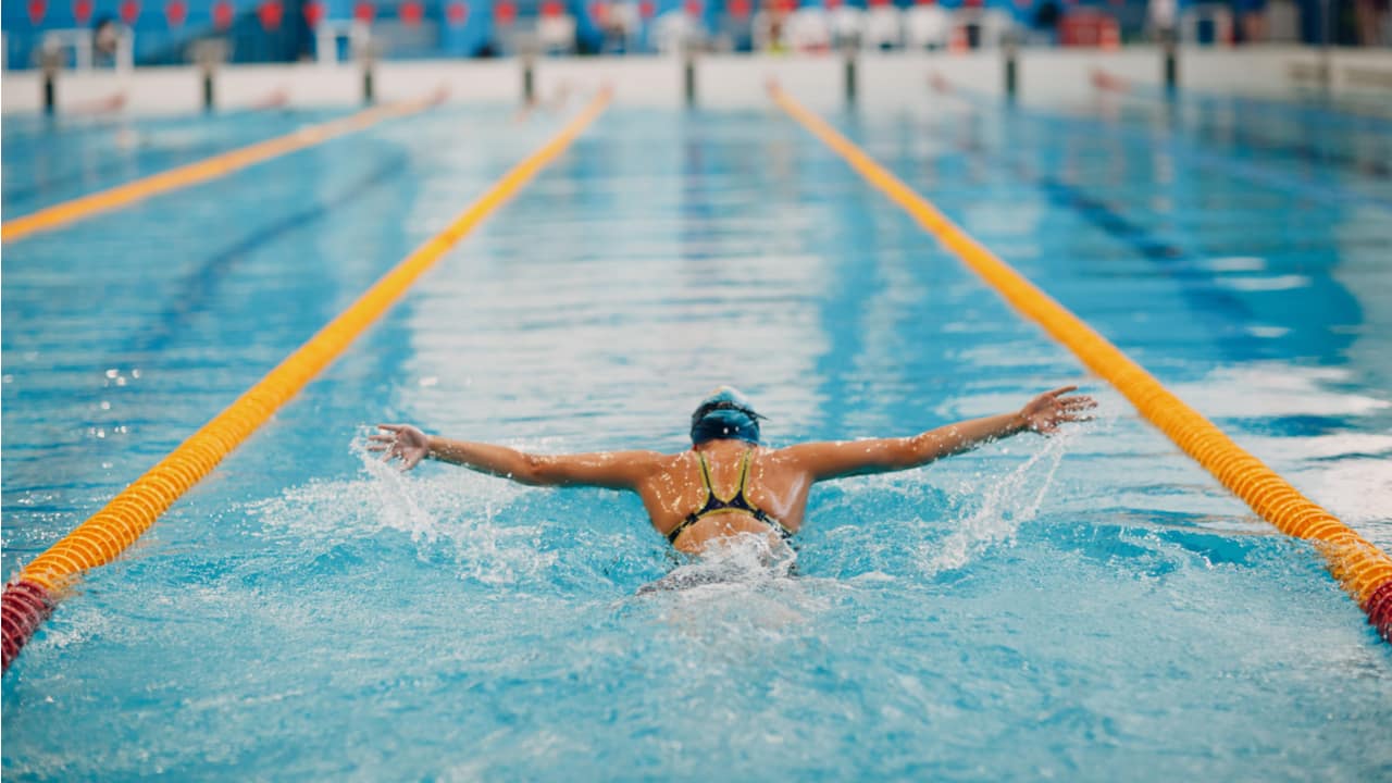 ジムで着るレディーススイムウェア（水着）はフィットネス用？競技用？