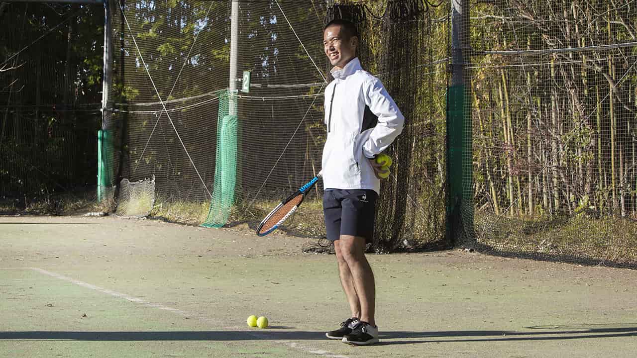 【テニス初心者必見！】まず身に付けたい「打ち方の基本」。自宅でのおすすめトレーニングも伝授！