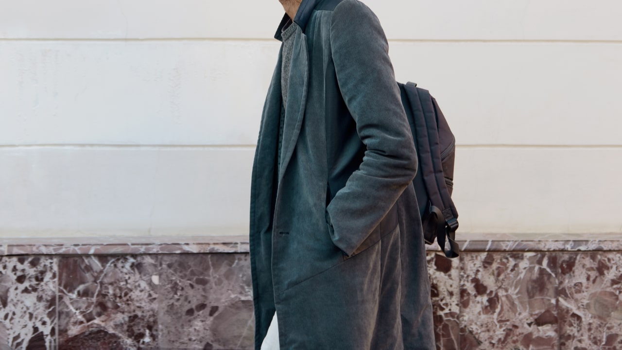 冬はコート選びが重要！種類や選び方、メンズ・レディースのコーディネート例を紹介