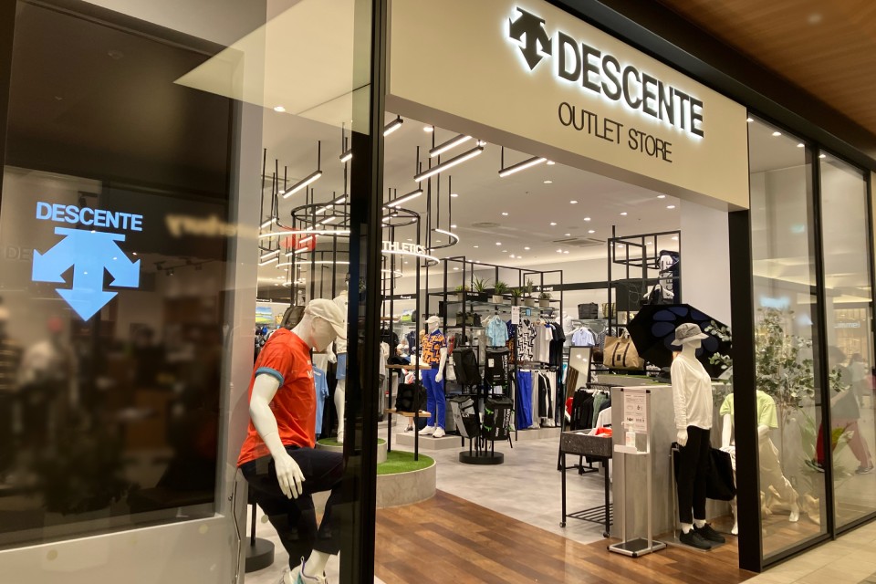 デサント写真館 - DESCENTE LTD.｜株式会社デサント